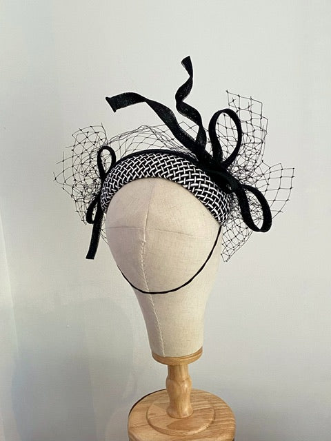 GET YOUR BOWS ON bandeau headpiece – Sassy Millinery Onlinestore